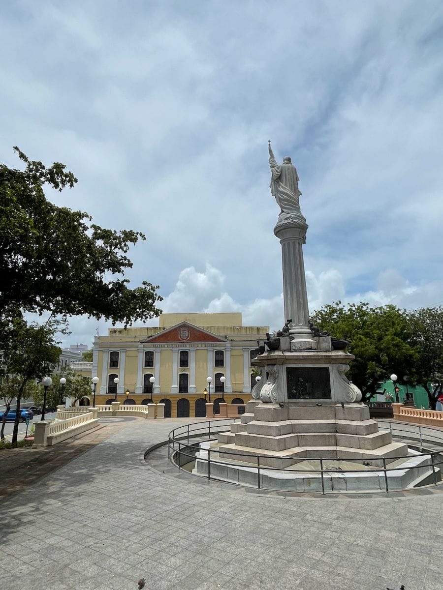 Best Warm Spring Break Destinations for Families in the US - He Works ...